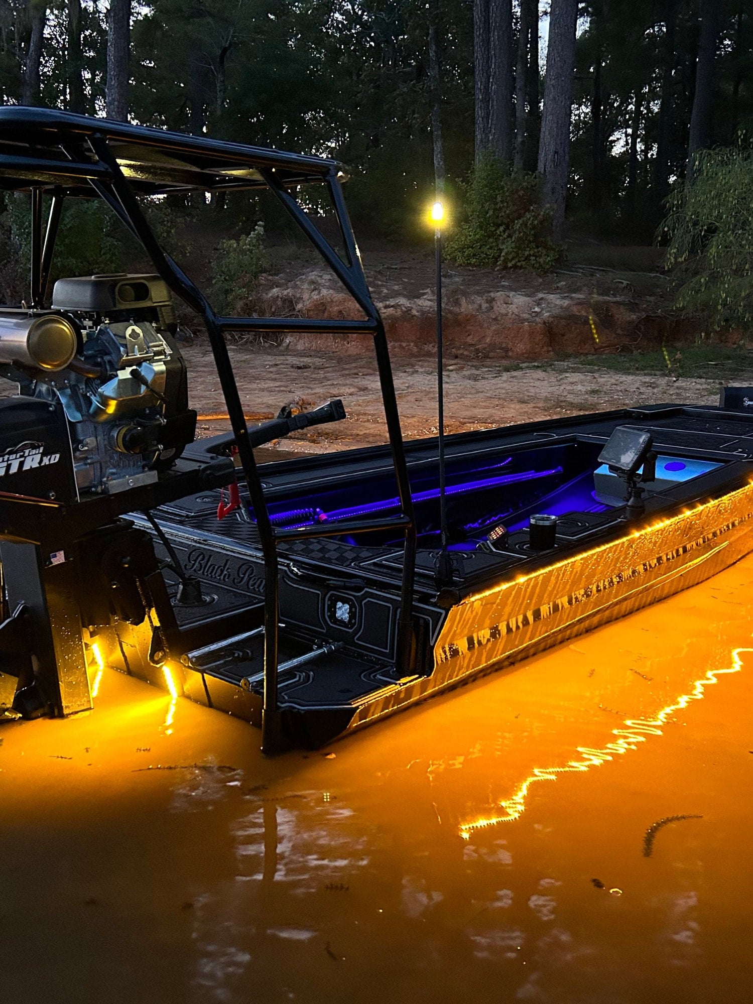 Extreme Navigational Stern Light with Pro Mount Base | Max It Out Led's